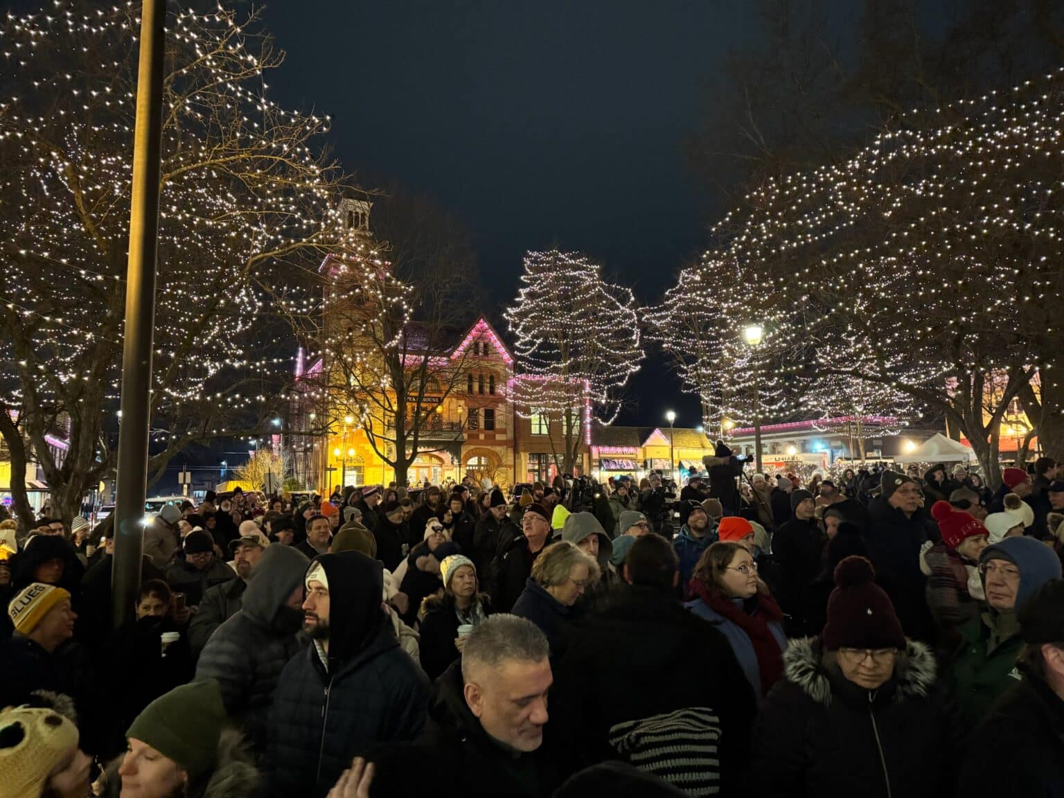 OWC's Hometown Groundhog Has Spoken: Woodstock Willie Predicts Early Spring